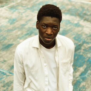 Background Remover - Remove backgrounds instantly - CF Studio